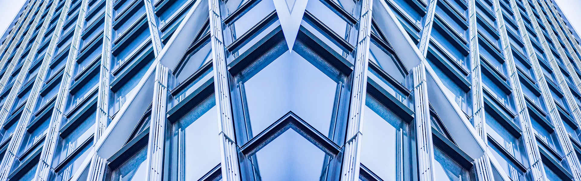 Trapezoid Windows in Ottawa - Modern Trapezoid Window Design