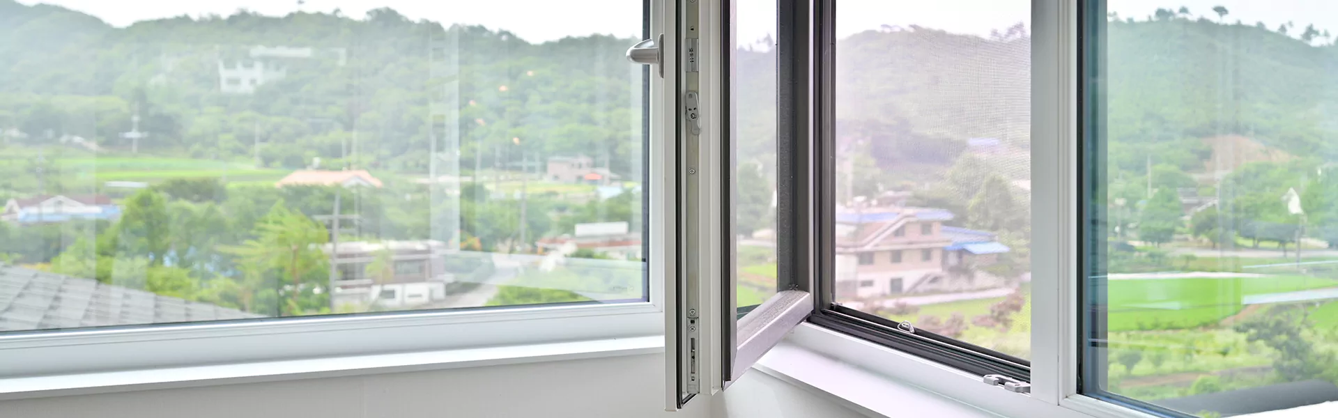 Triple Glaze Windows in Copeland Park - Glazed Window Frames